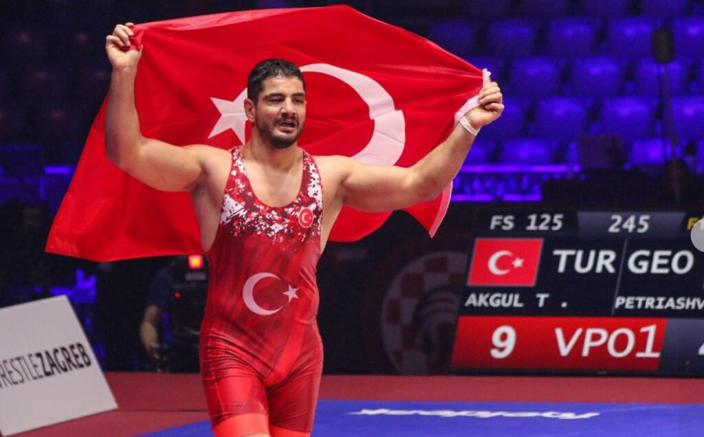 Türkischer Ringer Taha Akgül zum 10. Mal Europameister